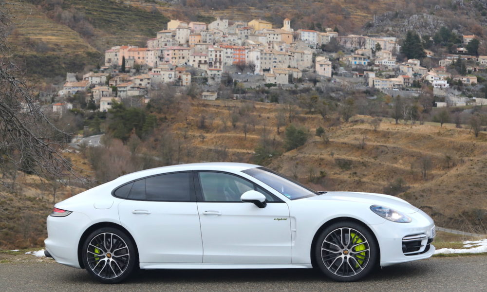 PHOTOS PORSCHE PANAMERA 2 TURBO S E-HYBRID FACELIFT 2021 - AUTO MAG