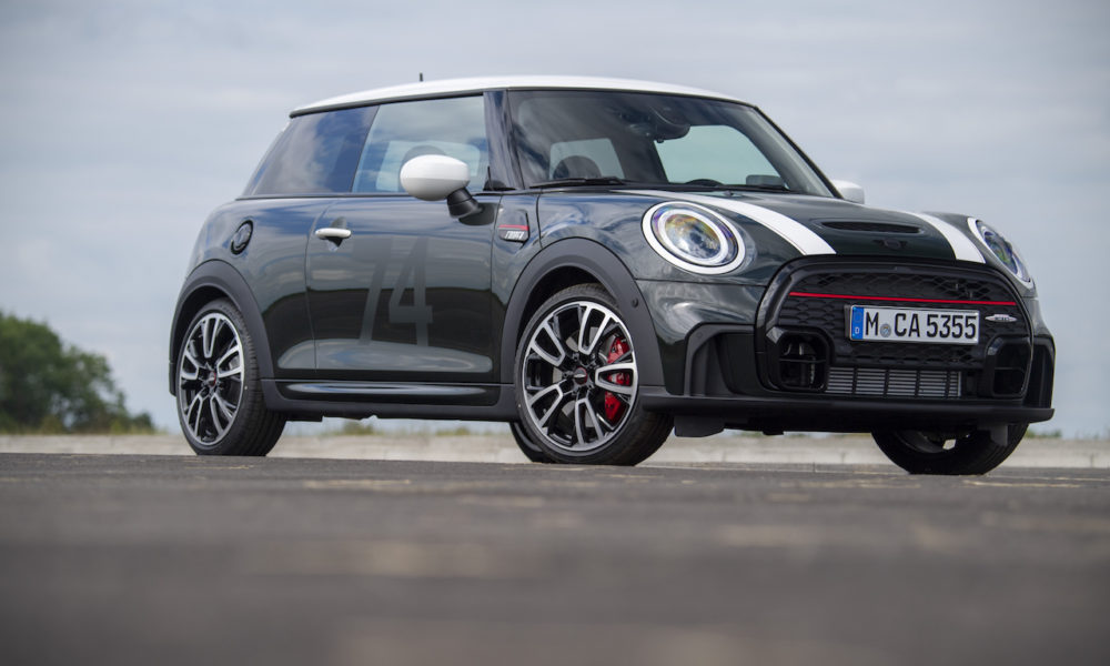 MINI COOPER ANNIVERSARY EDITION 2021 HOMMAGE A JOHN COOPER - AUTO MAG