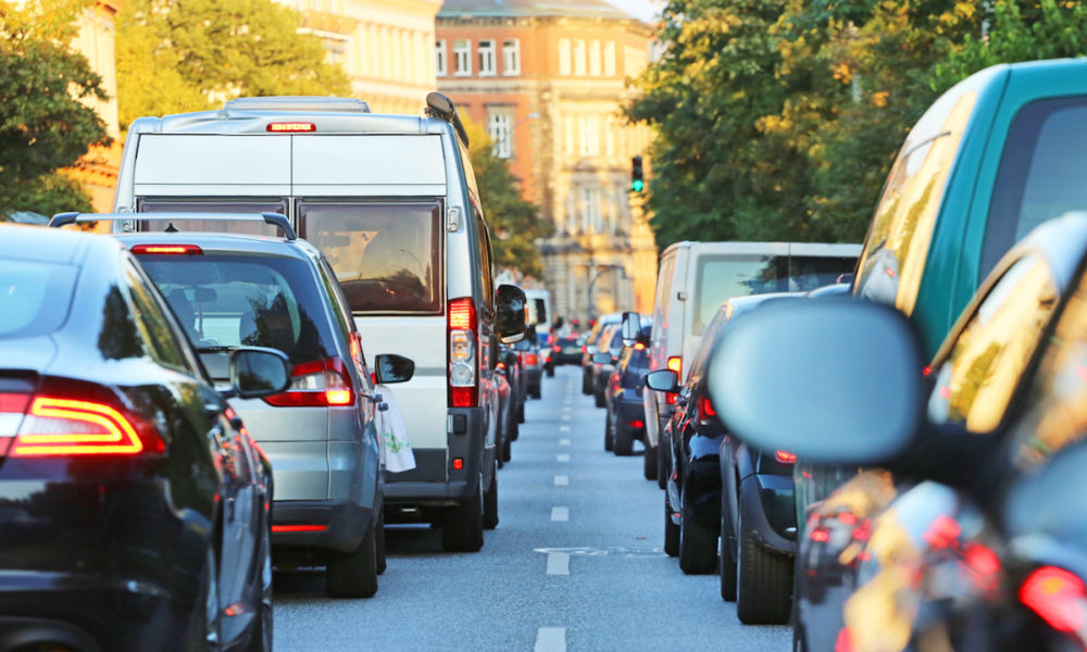EMBOUTEILLAGES DANS LES GRANDES VILLES : QUE DIT LE CODE DE LA ROUTE ...