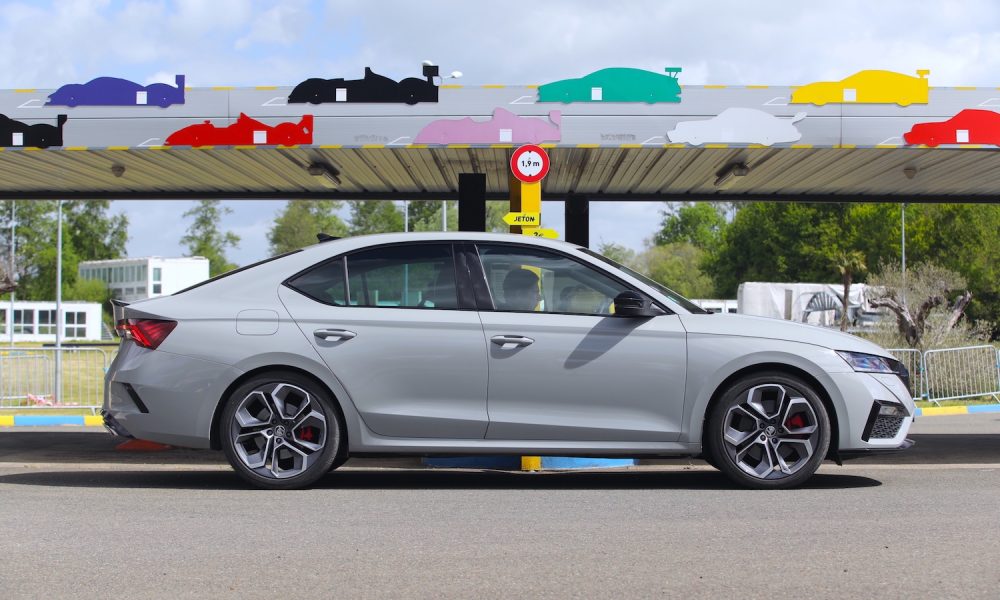 PHOTOS SKODA OCTAVIA 4 RS 245 2022 - AUTO MAG