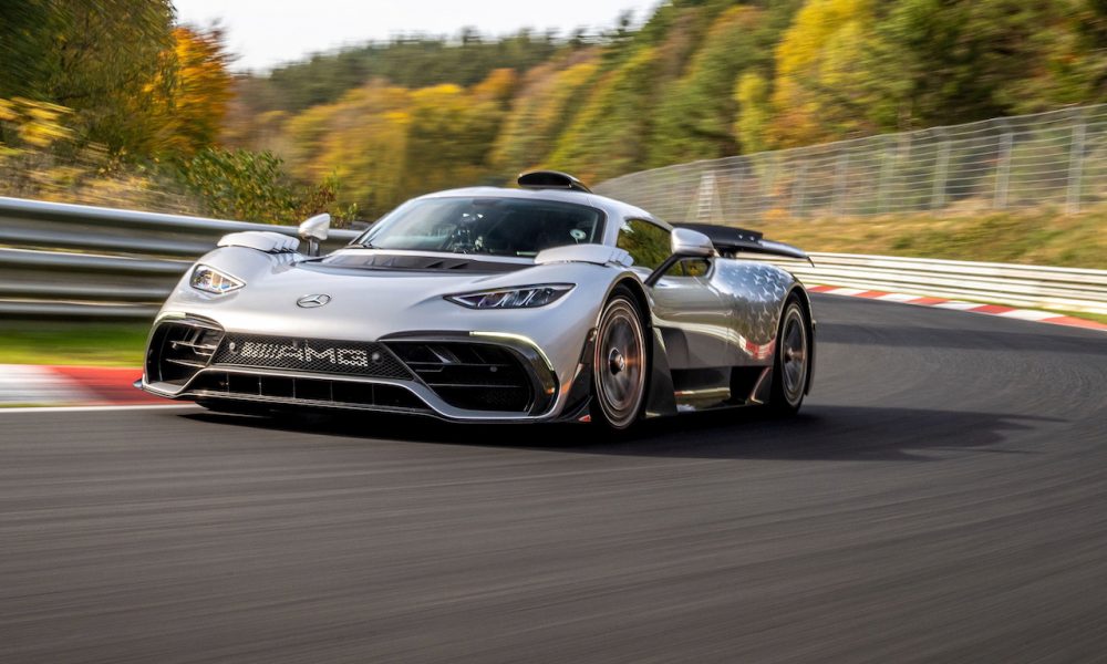MERCEDES-AMG ONE ELLE CLAQUE UN NOUVEAU RECORD SUR LE NÜRBURGRING ...