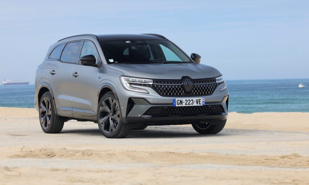 ESSAI RENAULT ESPACE 6 E-TECH FULL HYBRID 200 2023 - AUTO MAG