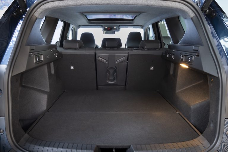 DACIA BIGSTER 2025 : LE GRAND BIG…DUSTER OFFICIELLEMENT DÉVOILÉ - AUTO MAG