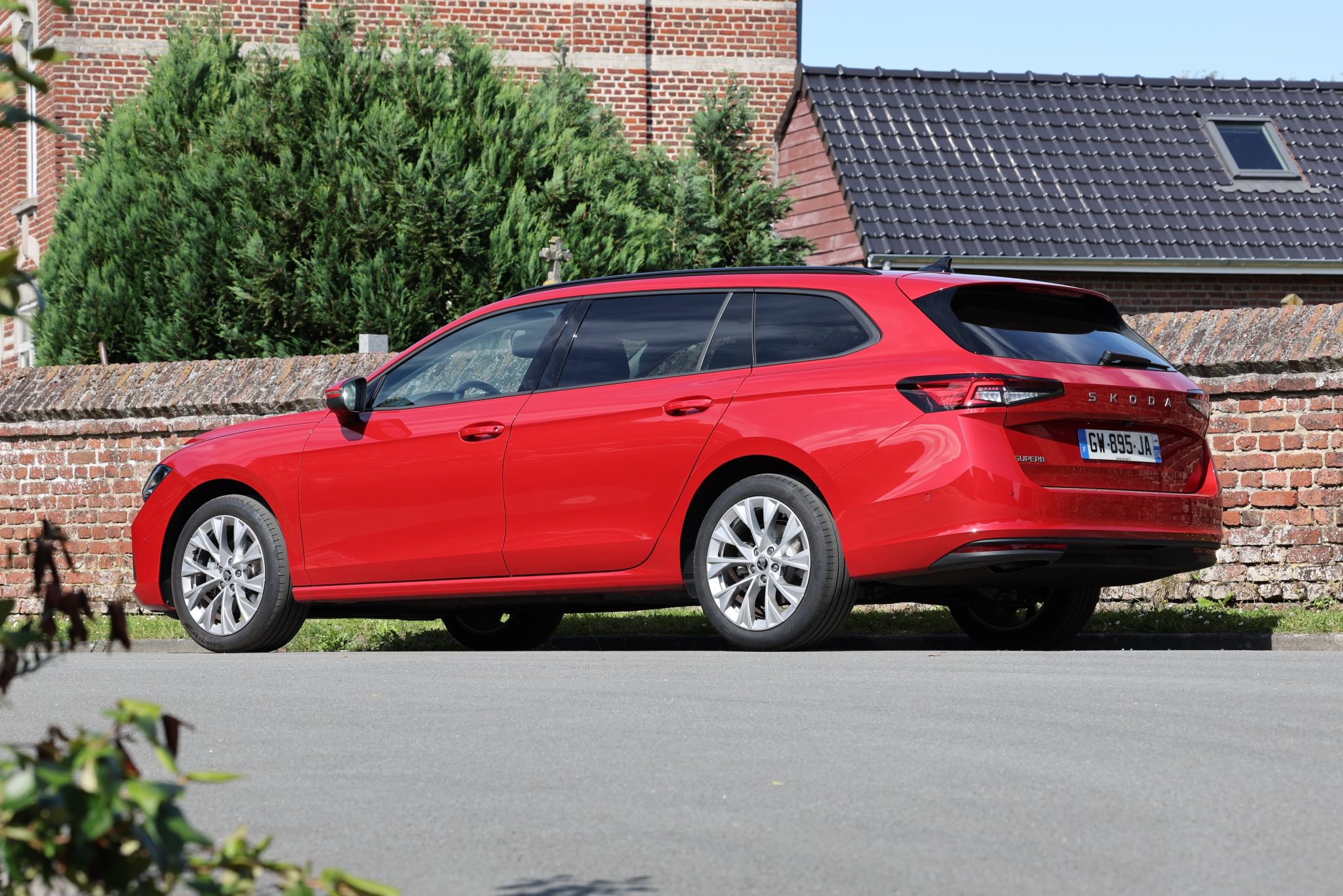 Essai Skoda Superb 4 Combi TDi 150 2025 : Un Choix Rationnel - AUTO MAG