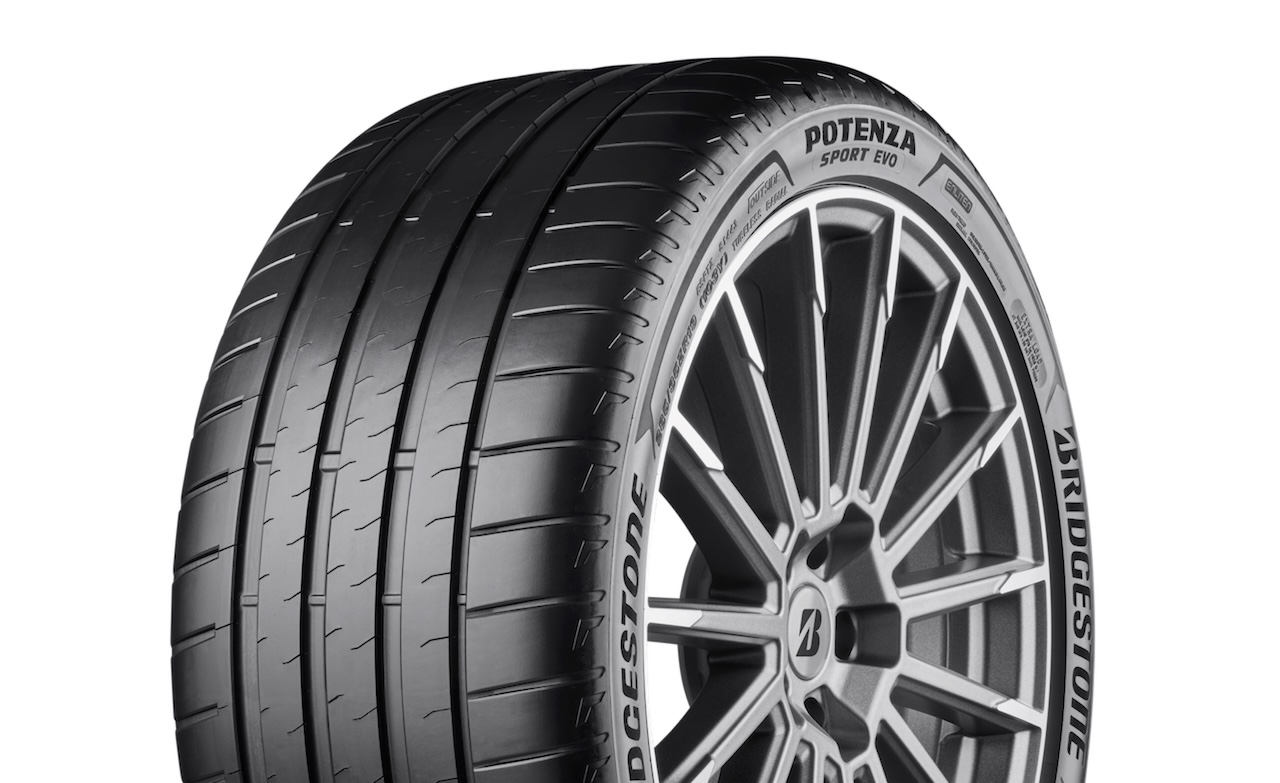 Bridgestone Potenza Sport Evo 2026 : Le nouveau pneu UHP qui combine ...
