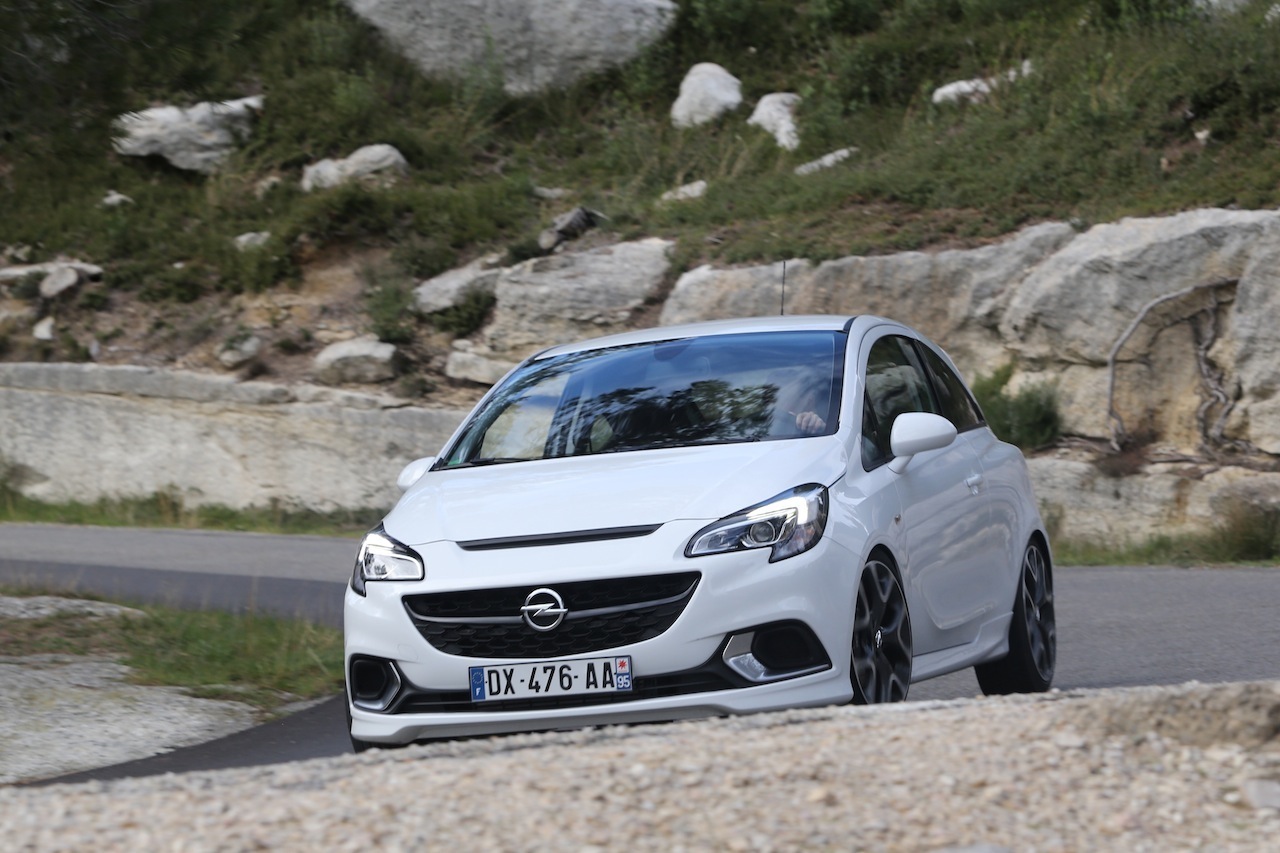 ESSAI OPEL CORSA 5 OPC PERFORMANCE 2016 - AUTO MAG