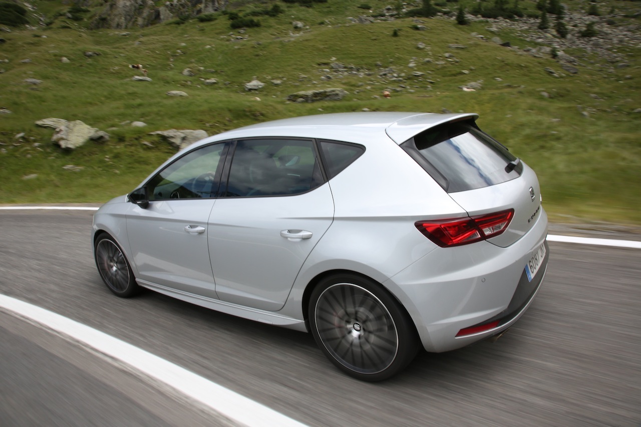 ESSAI SEAT LEON CUPRA TSi 290 SUB 8 2016 - AUTO MAG