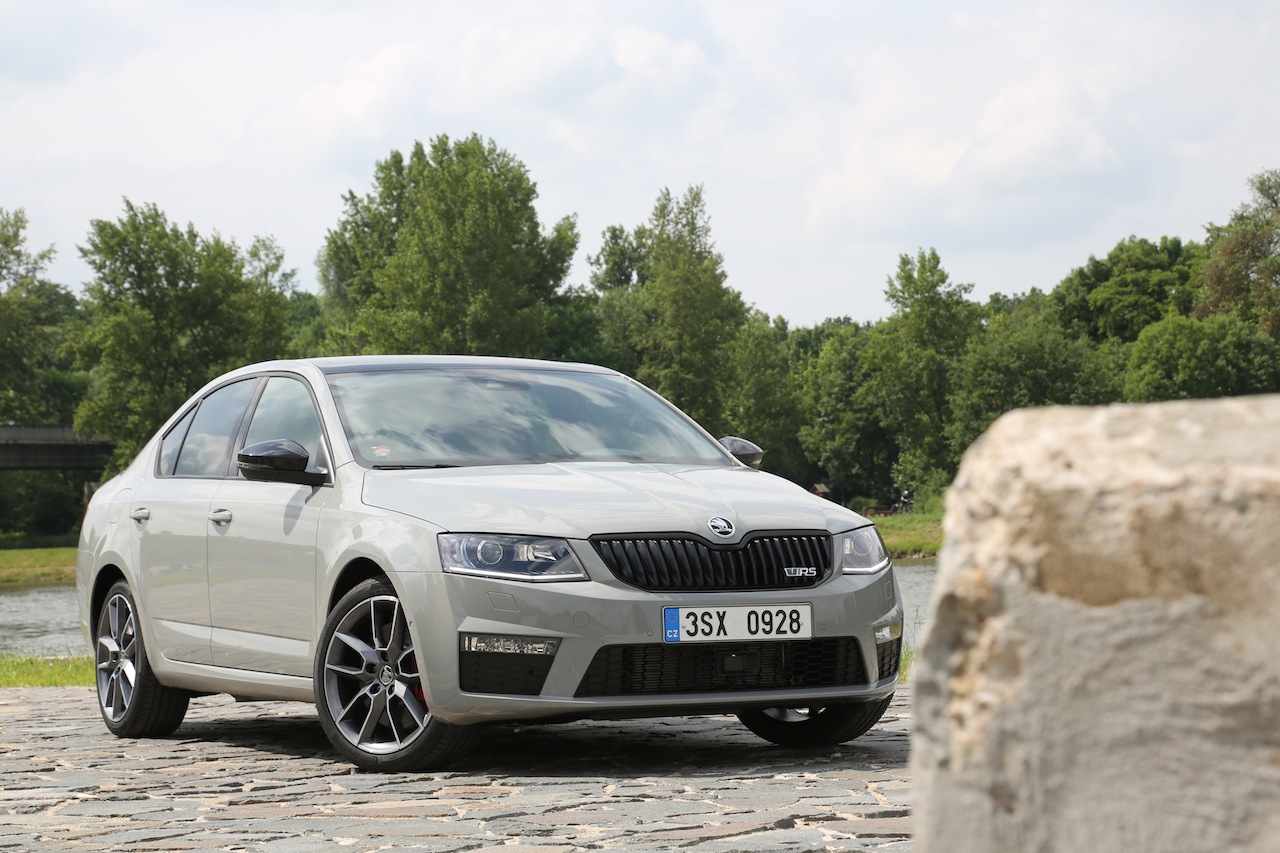 ESSAI SKODA OCTAVIA RS TSi 220 DCC 2017 - AUTO MAG