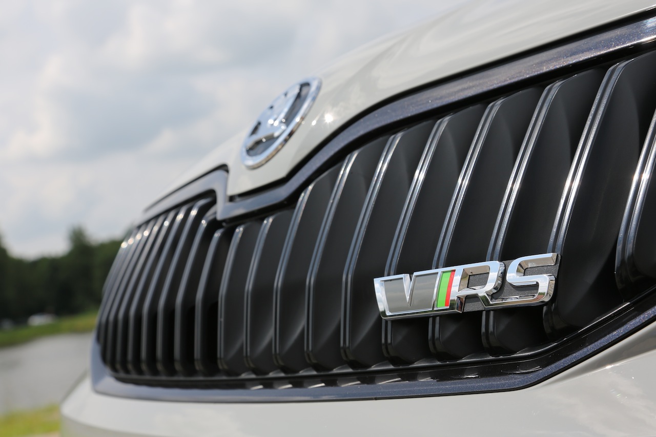 ESSAI SKODA OCTAVIA RS TSi 220 DCC 2017 - AUTO MAG