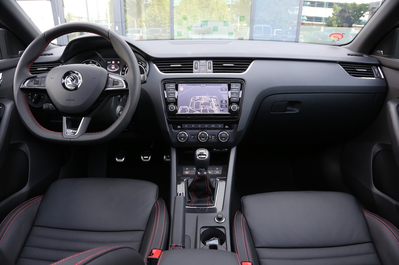 ESSAI SKODA OCTAVIA RS TSi 220 DCC 2017 - AUTO MAG