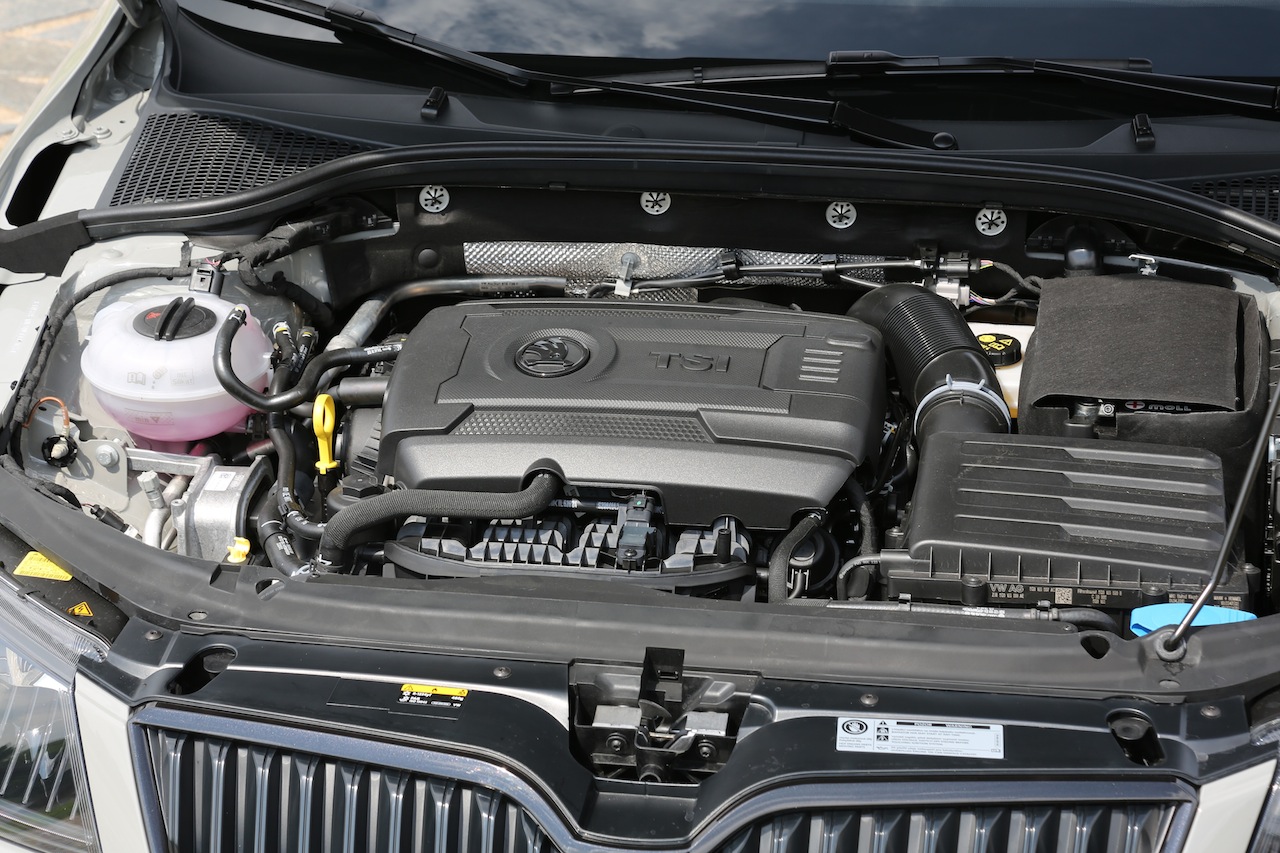 ESSAI SKODA OCTAVIA RS TSi 220 DCC 2017 - AUTO MAG